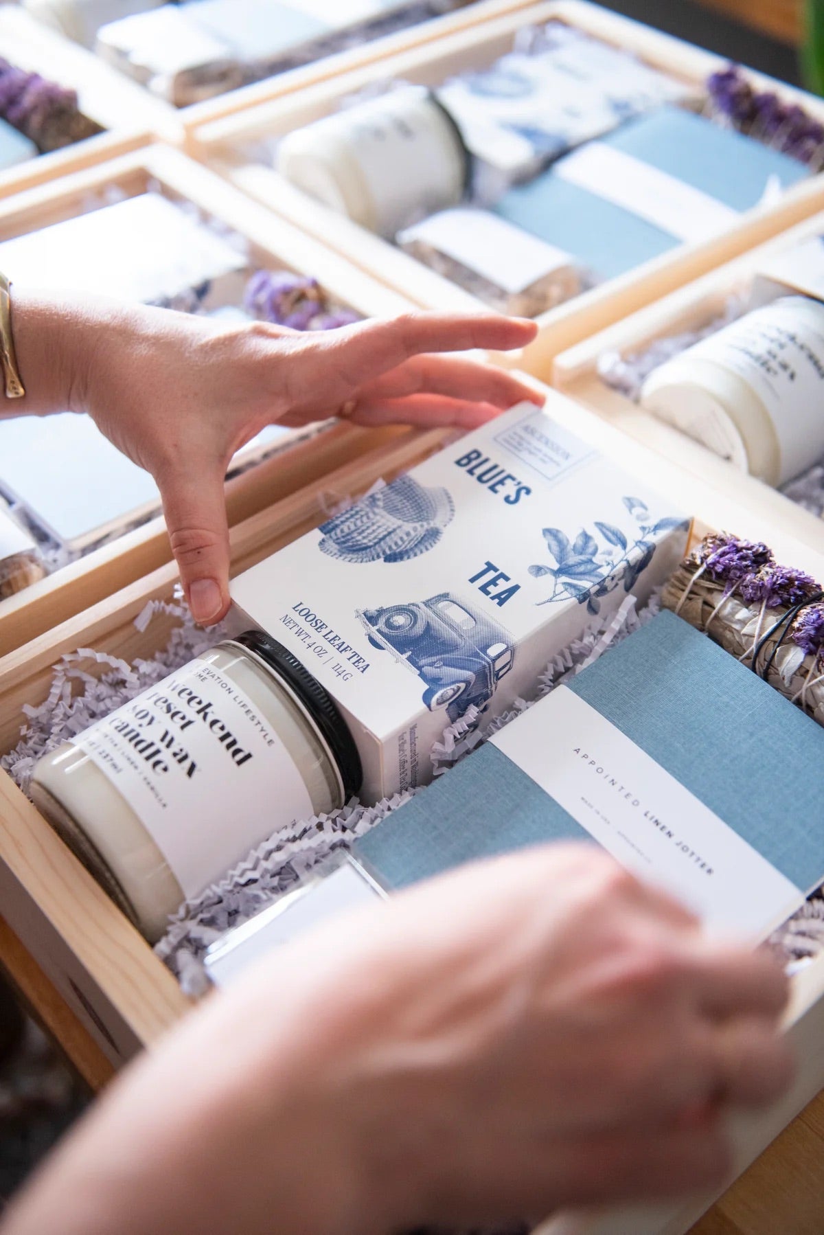 MAKE I﻿T CUSTOM, MAKE IT LOCAL.